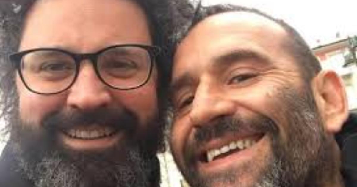 Arcidosso, Simone Cristicchi canta in memoria dell'amico Gonippo ...