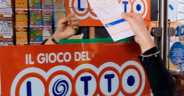Superenalotto, Lotto e 10eLotto: tutti i numeri estratti oggi giovedì ...