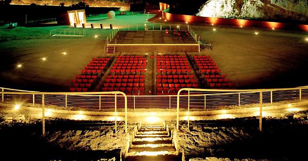 Dopo il sold out di Lucio Corsi, il Teatro lancia la sfida 2026: caccia ...